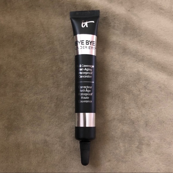 it cosmetics | Makeup | New It Cosmetics Under Eye Antiaging Concealer ...